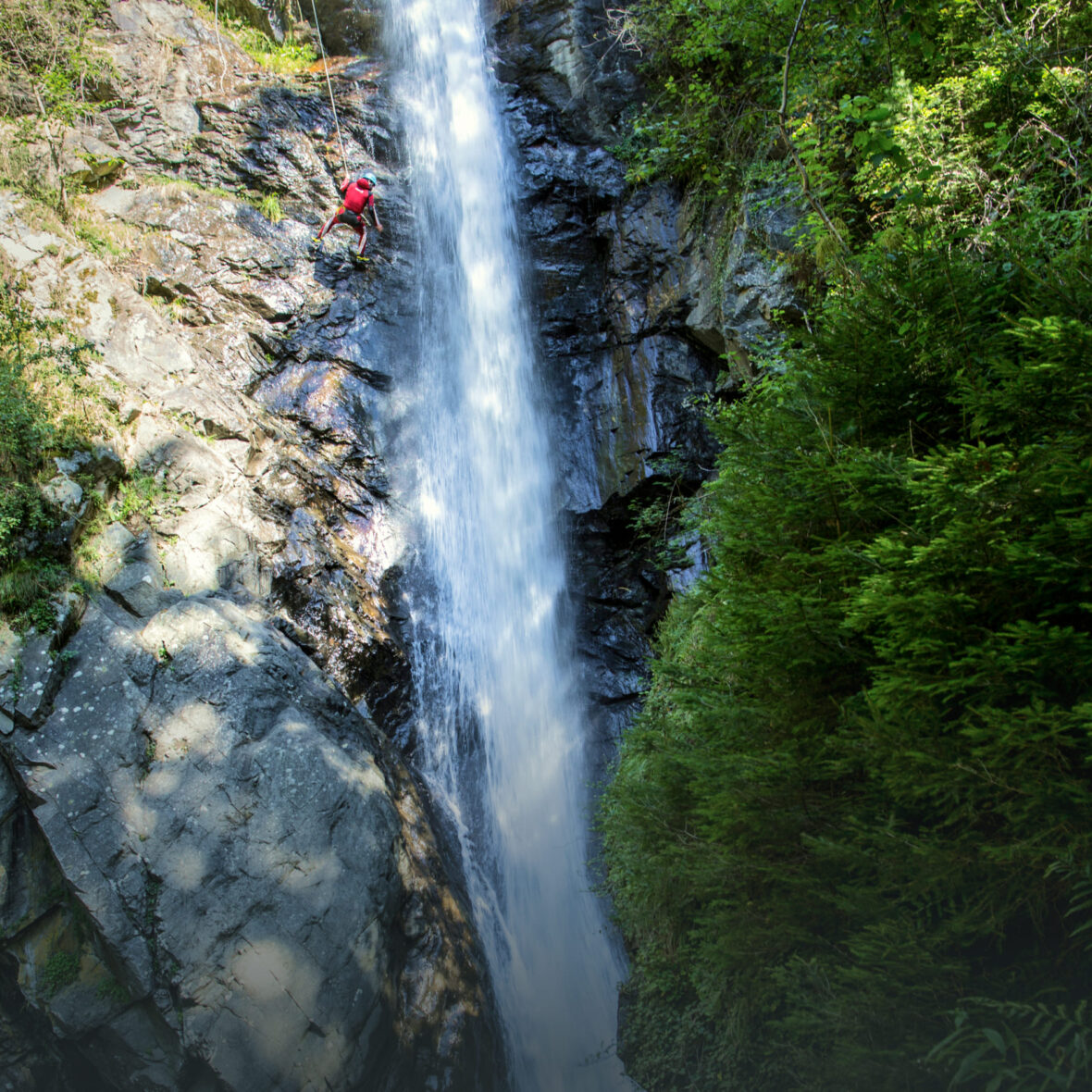 Outdoor Aktivitäten in der AREA 47 – Dein Abenteuer in Tirol