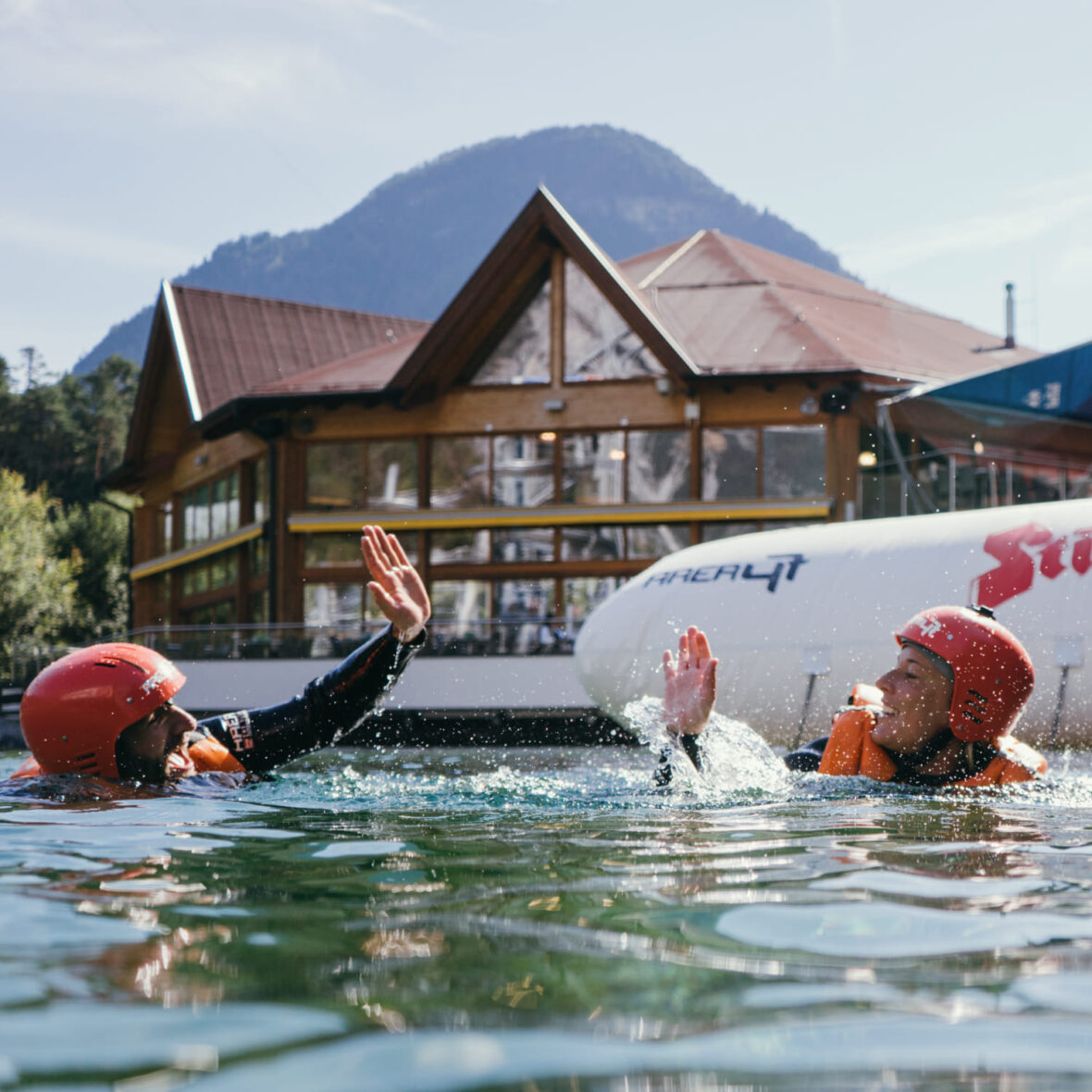Blobbing in Tyrol: Flight Show at AREA 47